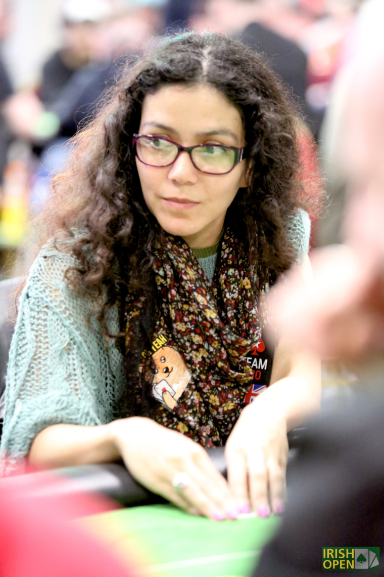 Georgina James Hits the Break as Chip Leader - Irish Poker Open